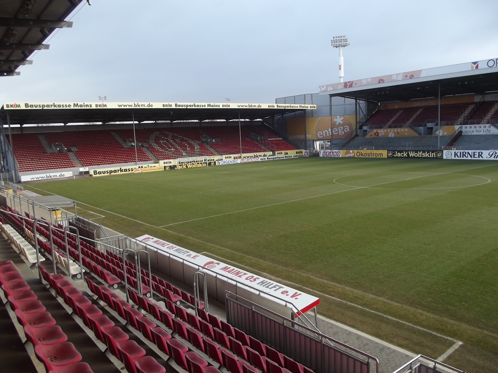 Stadien in aller Welt: Bruchwegstadion Mainz - Groundspotting