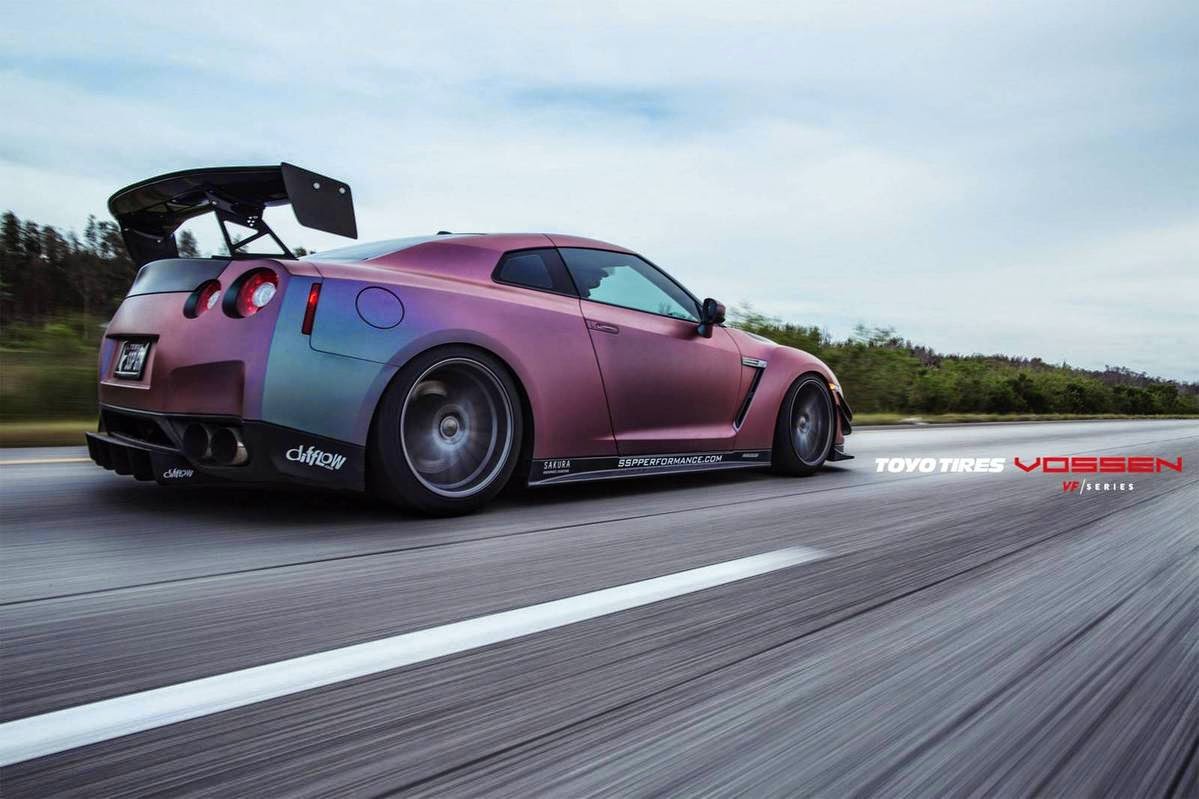 620hp Nissan R35 GT-R Godzilla By Vossen Wheels | SUPERCARS SHOW