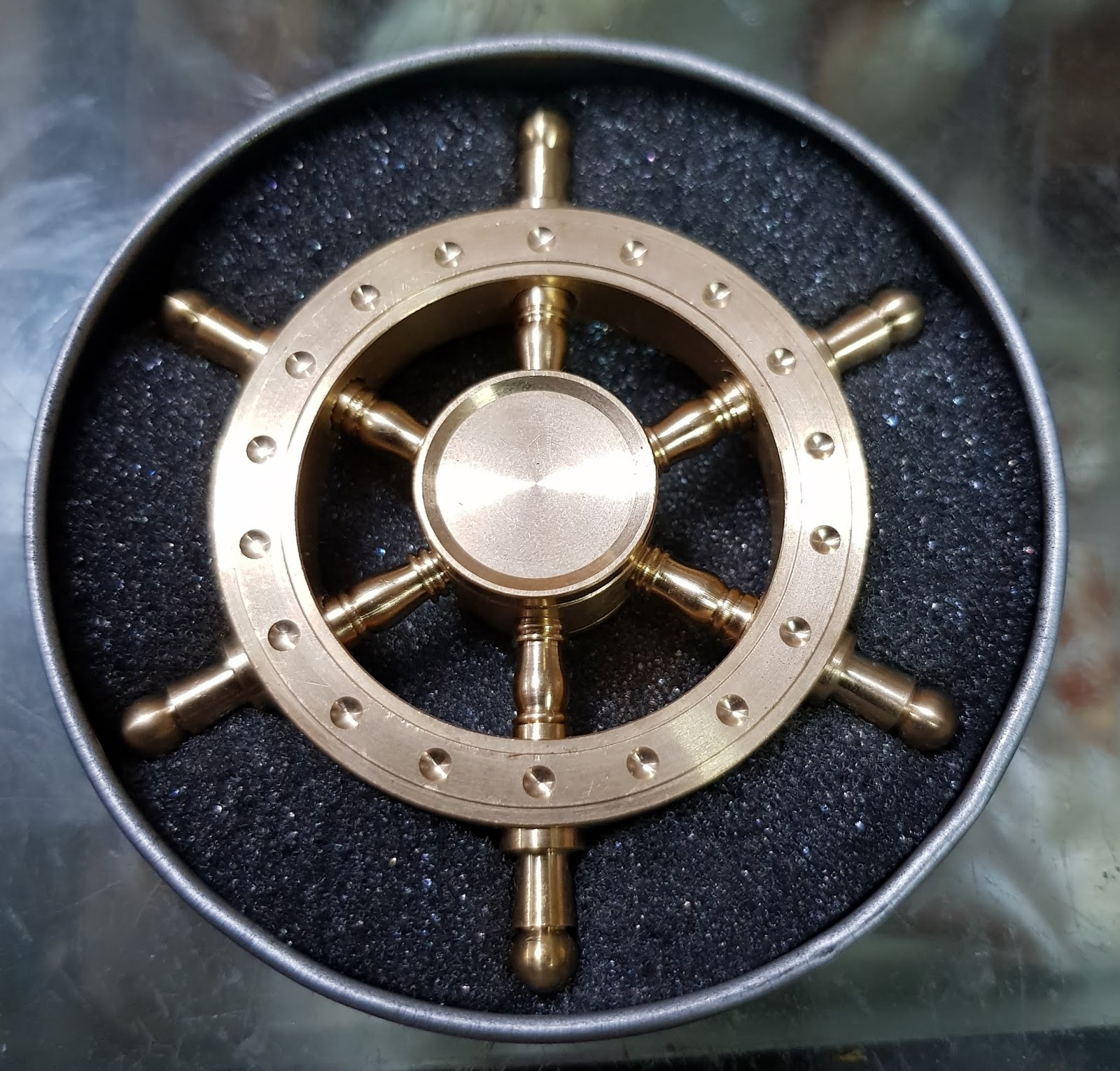 A Sailor's Leather: Steering wheel buckles!