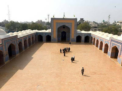 Shahjahan Mosque : Thatta's timeless splendour