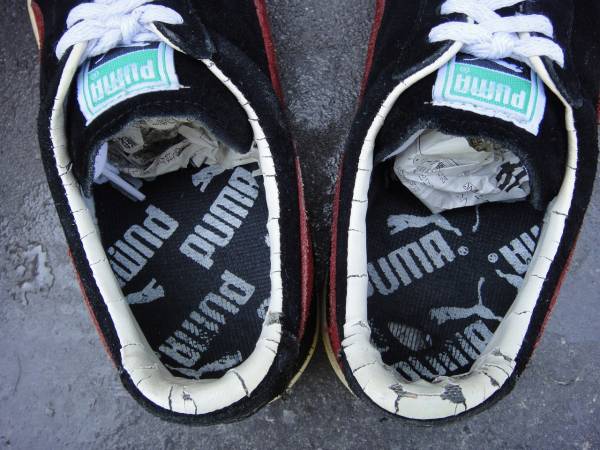 Puma Trainers - colourways and variations: Puma Panama - black and red