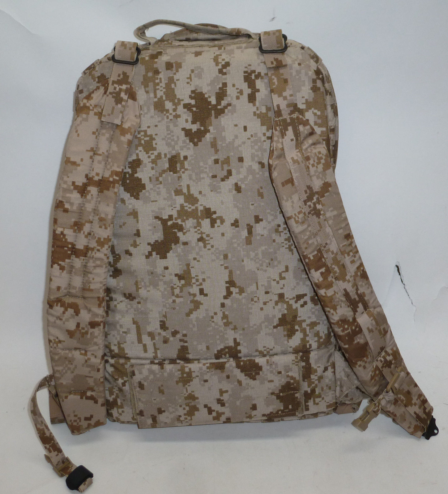 Webbingbabel: LBT-2670F Slim Medical Backpack AOR1