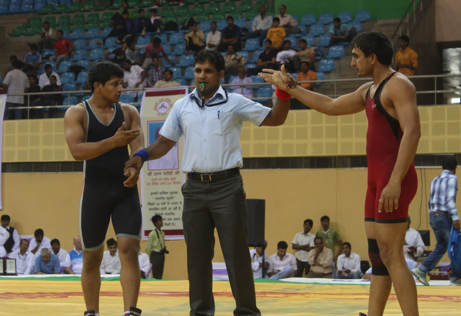 KUSHTI कुश्ती - Traditional Indian Wrestling: 2nd Guru Chandgi Ram Gold Cup