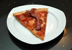 Squeez Bacon - Com sabor de infarte instantâneo!