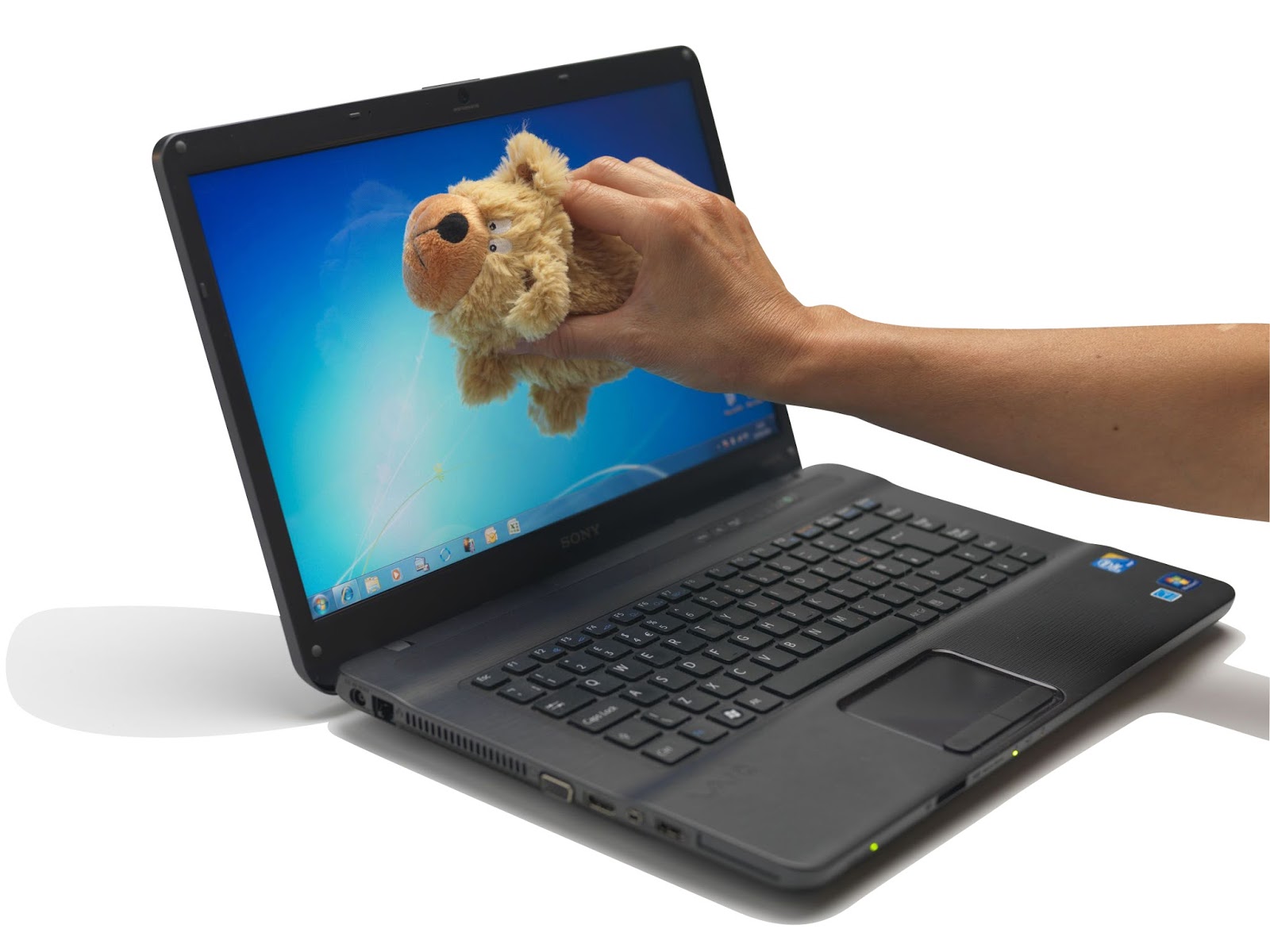 10 Tips Mudah Merawat Laptop Dengan Baik Agar Tahan Lama