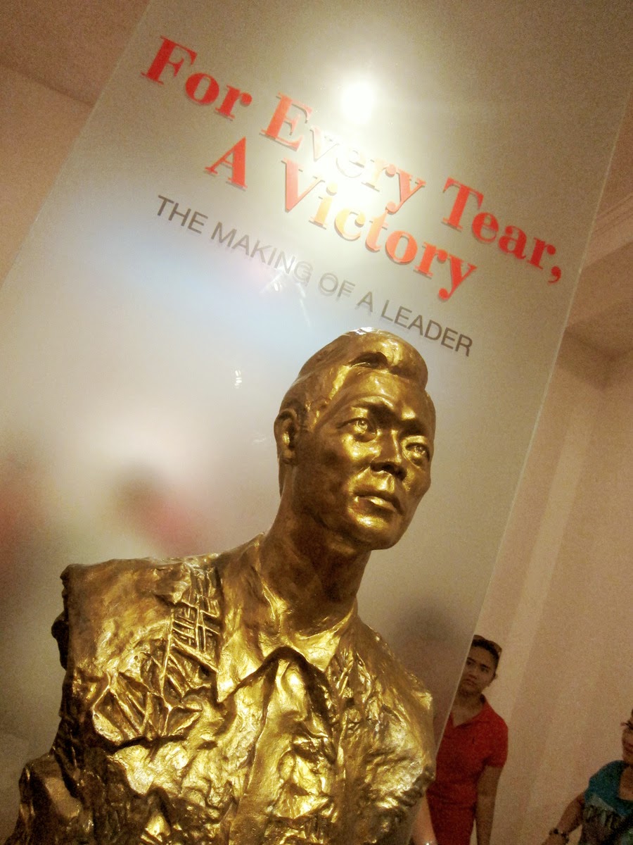 Travelholic: Ferdinand Marcos Museum and Mausoleum & Imelda Marcos