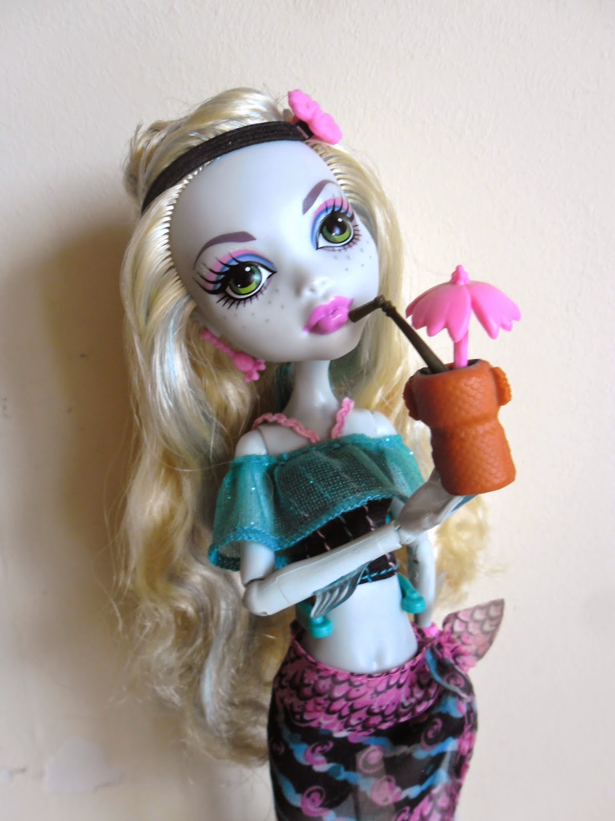 El rincón de mis muñecas: Monster High Lagoona Blue Skull Shores