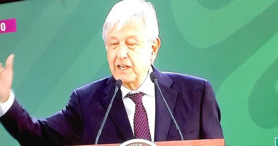 El Blog de Fred L. Alvarez: El encargo de AMLO a sus fans en redes sociales