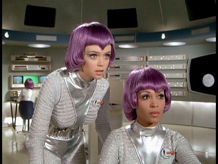 UFO (1970) OVNI - Serie de TV - Subtitulada