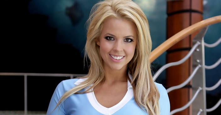 Model Rachel Burr poses during the 'Face of Origin' competition