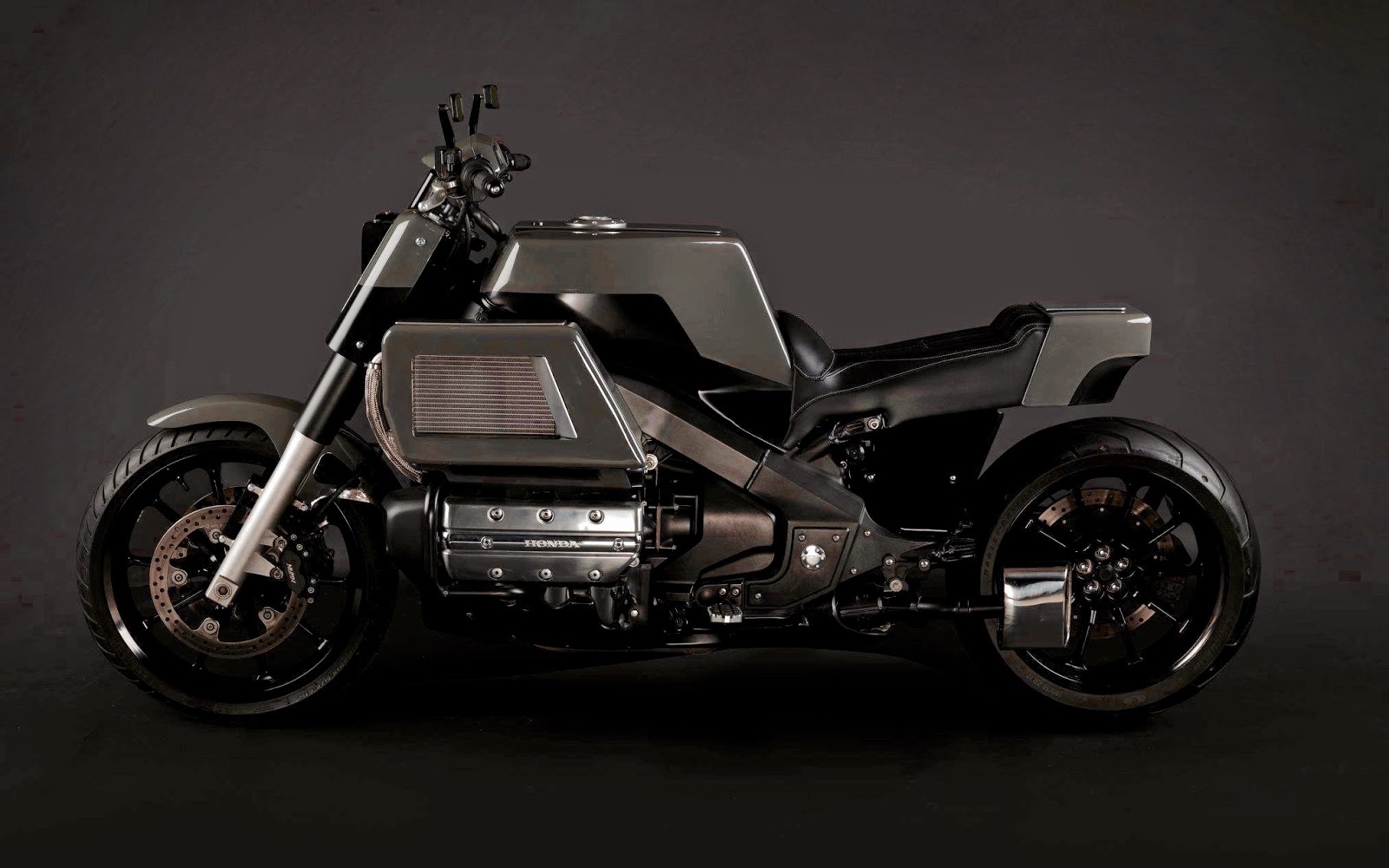 Valkyrie Flat Six - Inazuma café racer