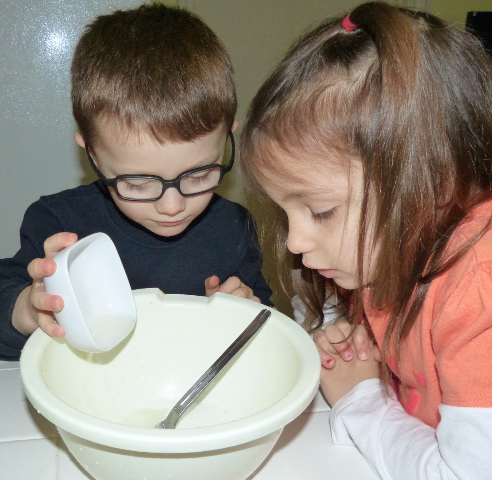 Paula's Primary Classroom: Cake, A science experiment we can eat!
