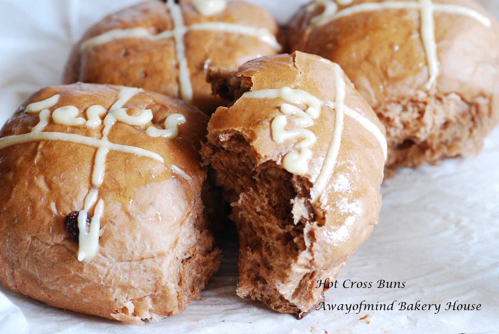 Awayofmind Bakery House: Hot Cross Buns (65C Water Roux / Tangzhong Method)