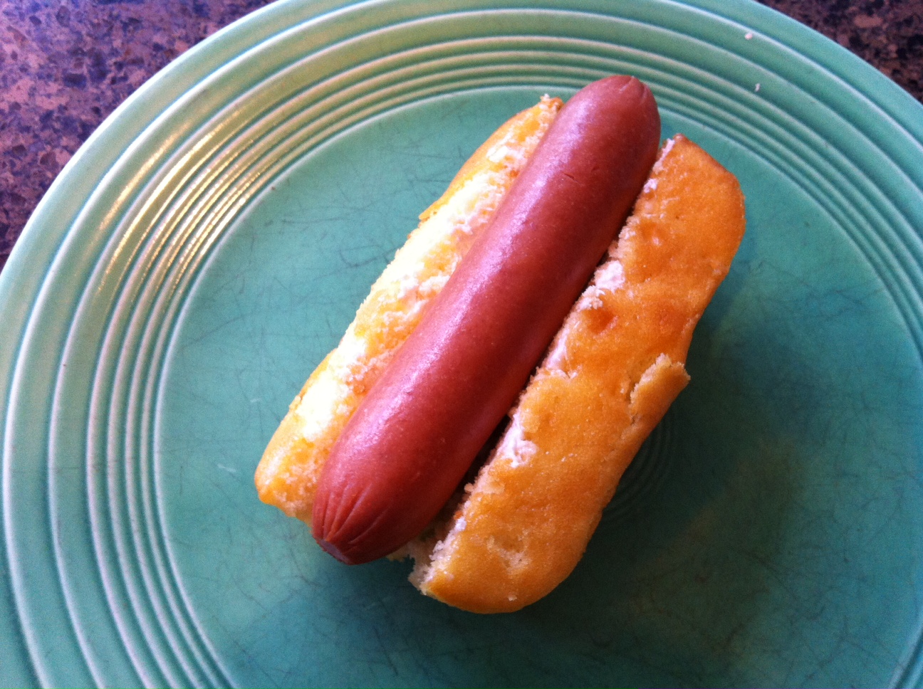 Woodsie Bake: TWINKIE WIENER SANDWICH!