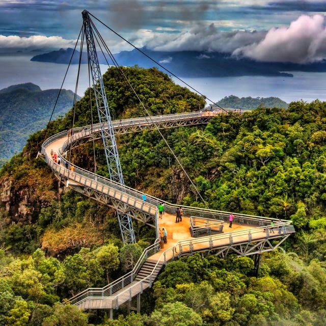 ART SPATE: INCREDIBLE OBSERVATION PLATFORMS IN THE WORLD