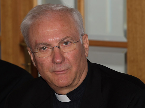 Tradición y Patria 1492: EL SEÑOR ARZOBISPO… “SIN VERGÜENZA”