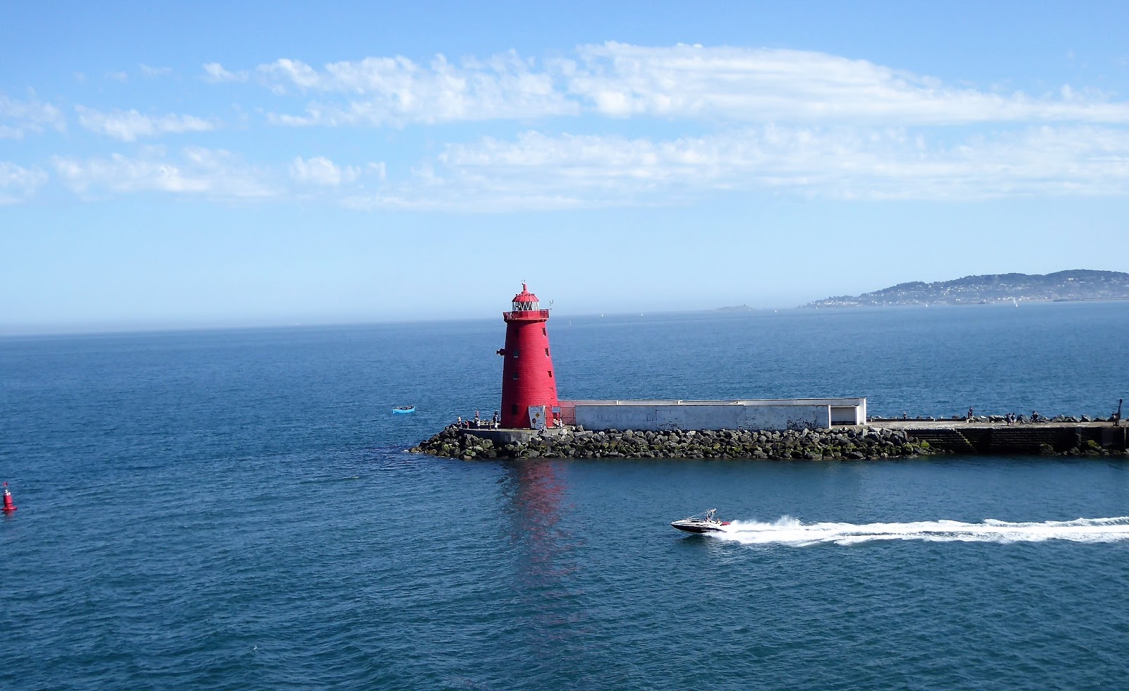 A Raft of Apples: Irish Lighthouses