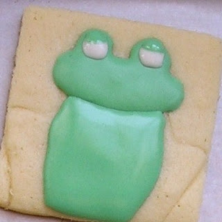 Add the eyes. I did them a few different ways.