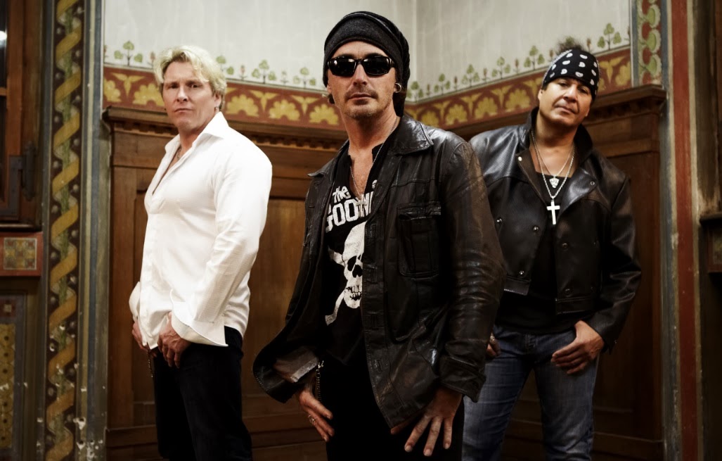 adriconelrock: L.R.S. debut de un nuevo grupo AOR