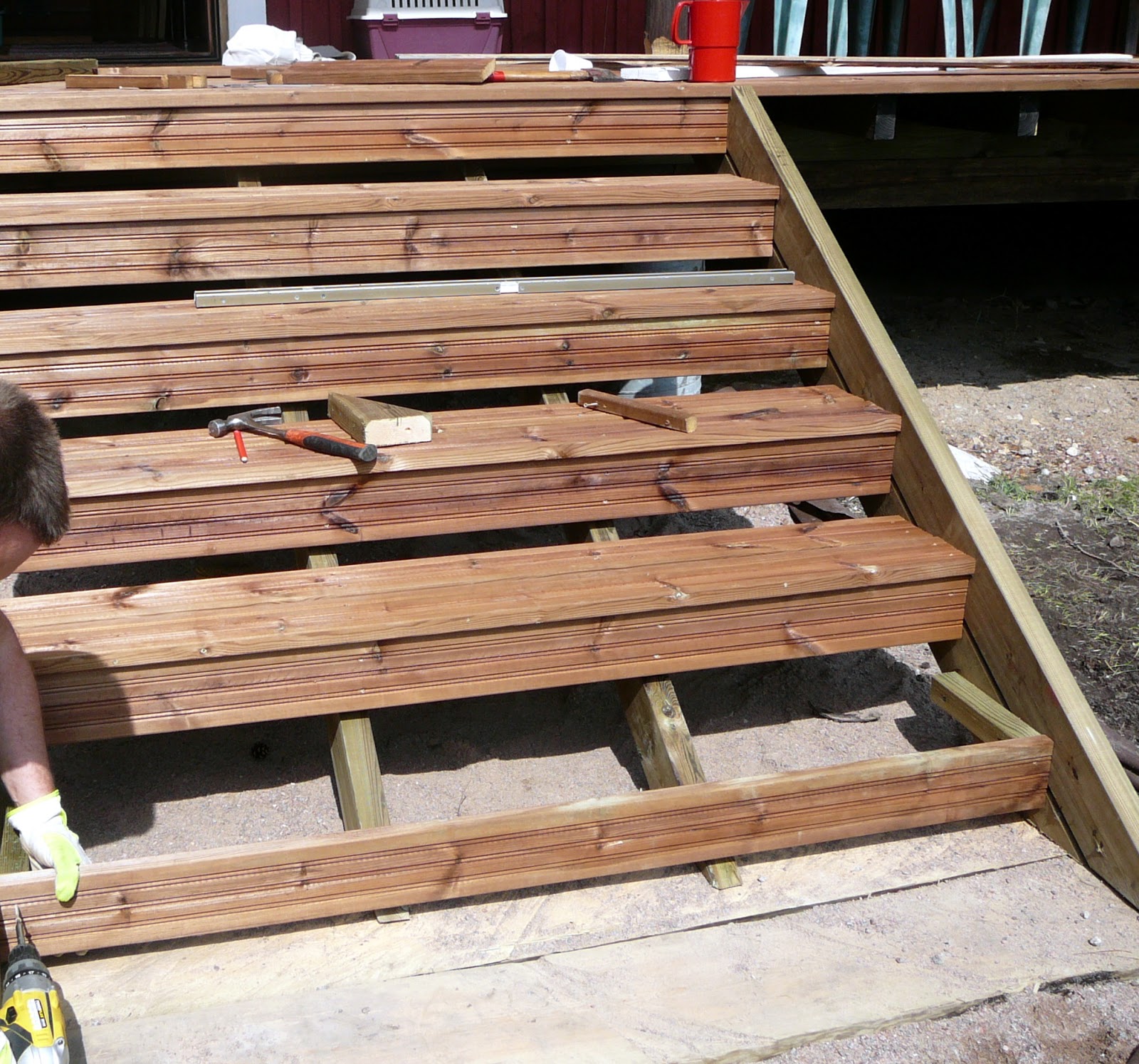 Punaisen mökin tarinoita: "Puuseppää aina tarvitaan"