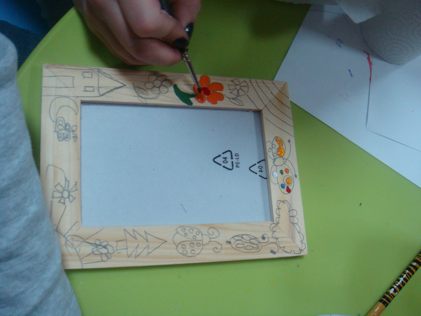 Atelier Aici: ARTE PLASTICE