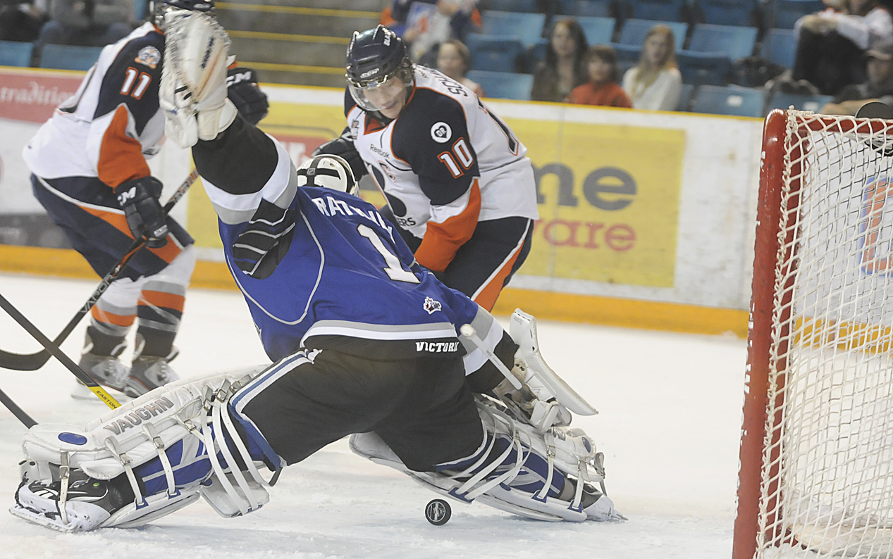 Taking Note: Penalty shot key in Blazers' Game 2 victory