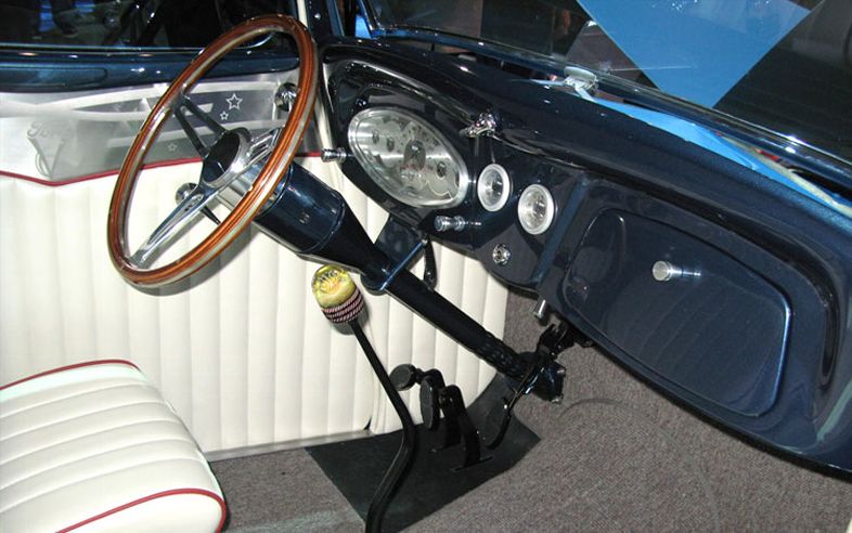 Automobile Trends: 1934 Ford Coupe