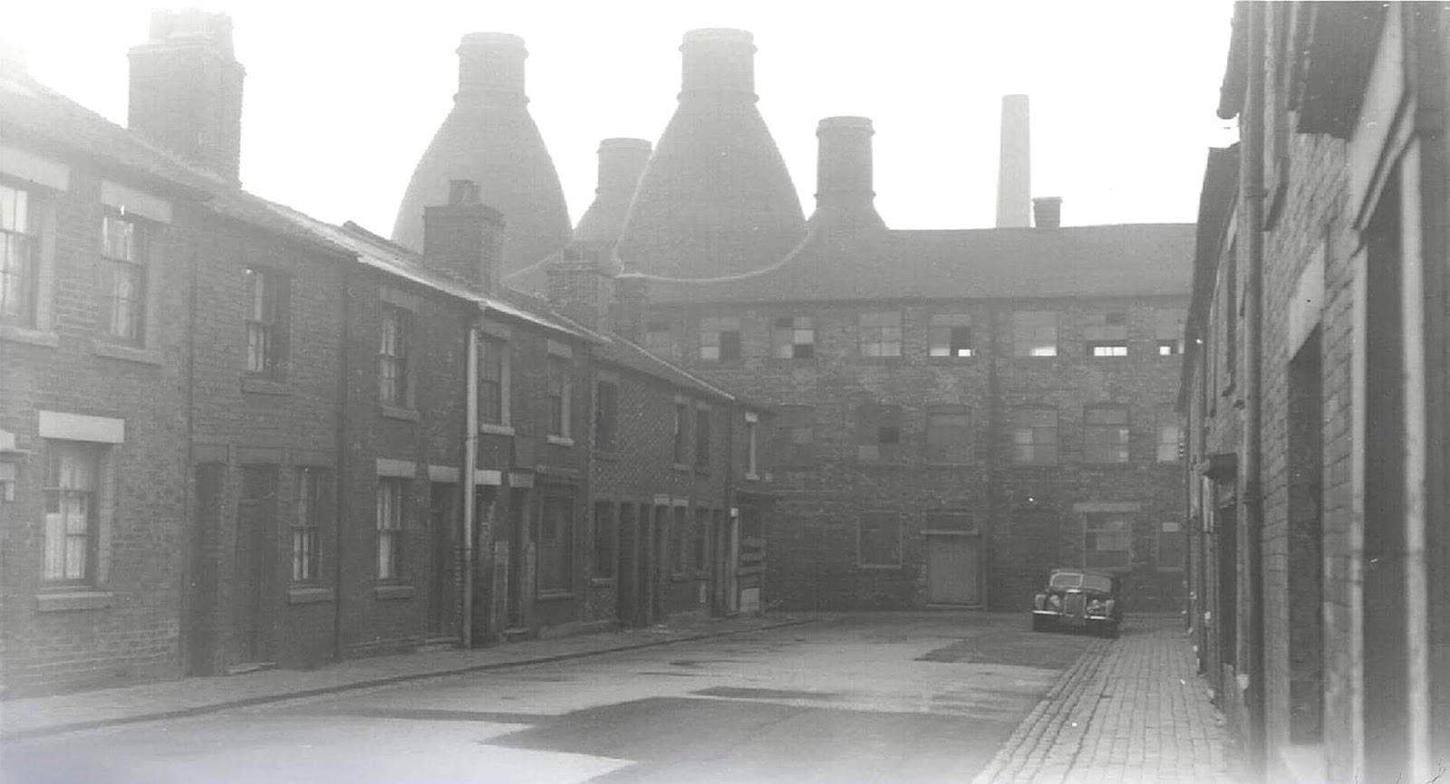 The Potteries Bottle Oven: Longton