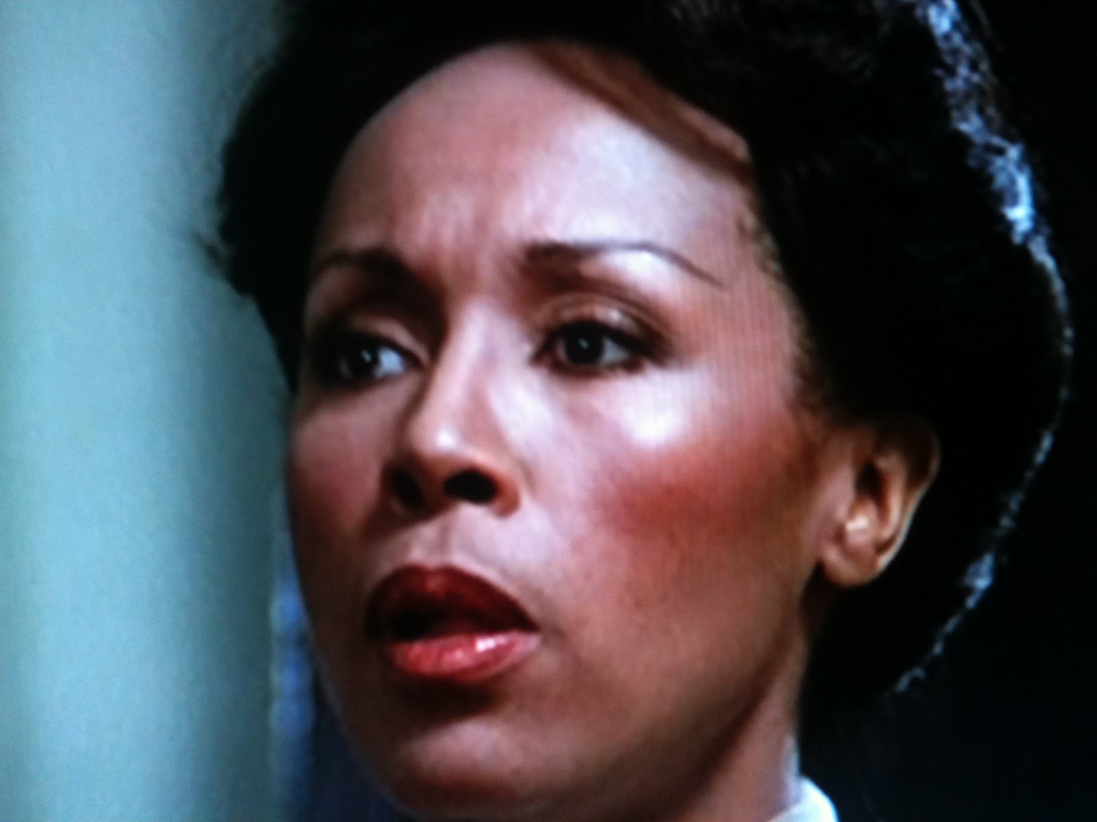 The Horn Section: Film Review: SISTER, SISTER (1982)