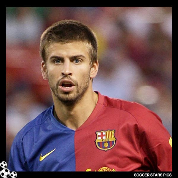 Soccer Stars Pics: Gerard Pique Pictures
