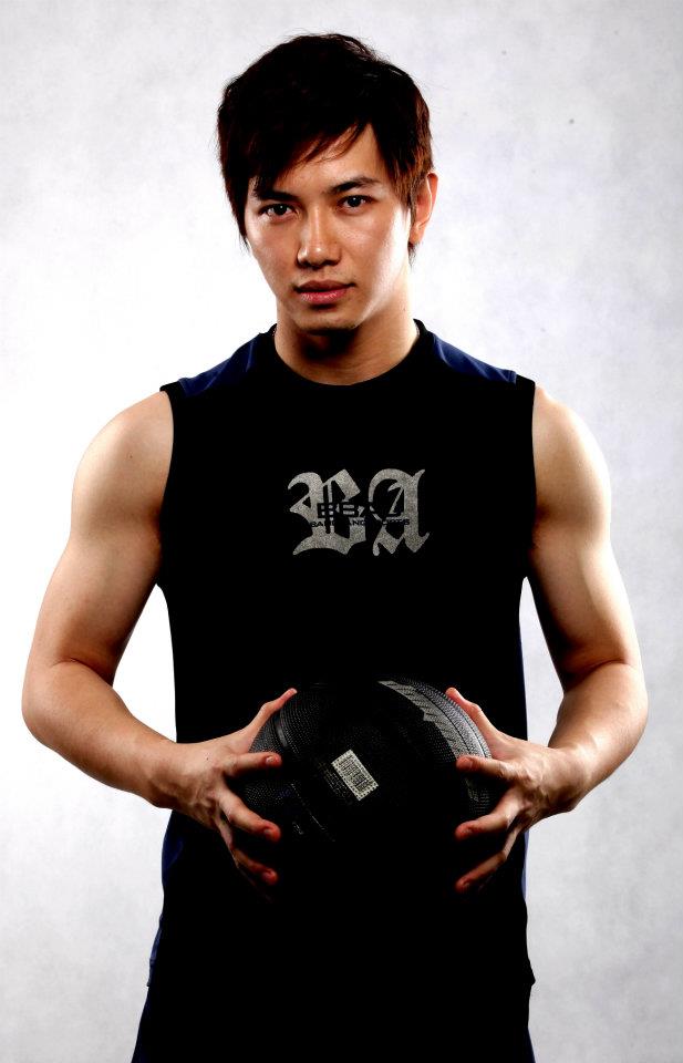 M y a n m a r H u n k s: Sai Si Tom Kham by HAK Photography