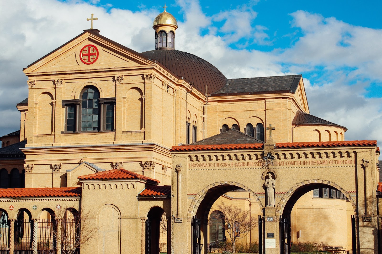 Not-So-SAHM: Franciscan Monastery of the Holy Land in America