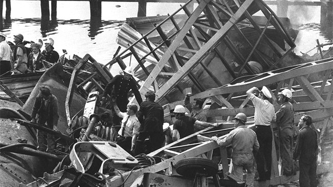 Togs's Place.Com.: The Westgate Bridge Disaster Nearly Fifty Year Later ...