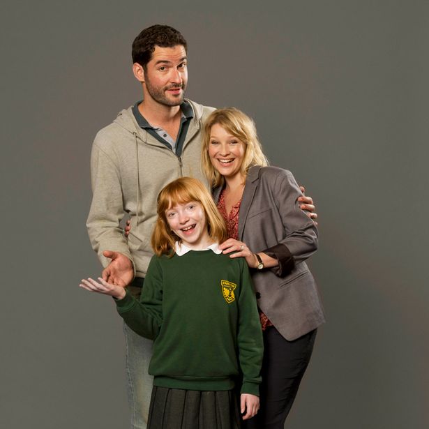 Gates , humor a la puerta del colegio | TV Spoiler Alert