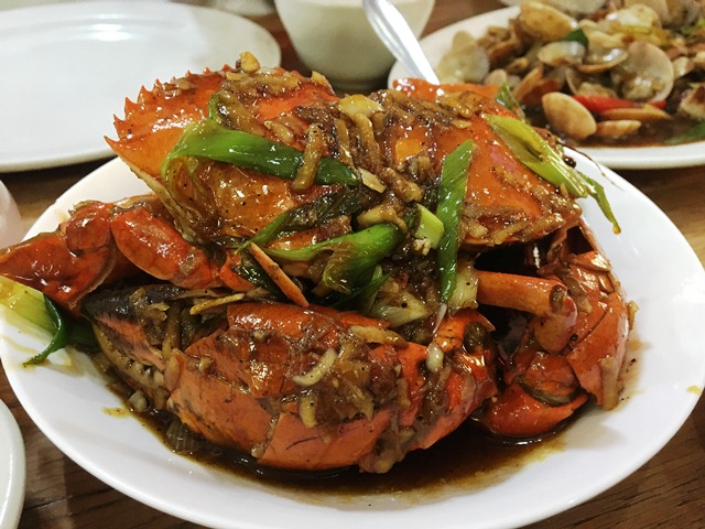 ERICJAZ FOODIES: SHYLIN 1 SEASIDE PALUTO AND DAMPA