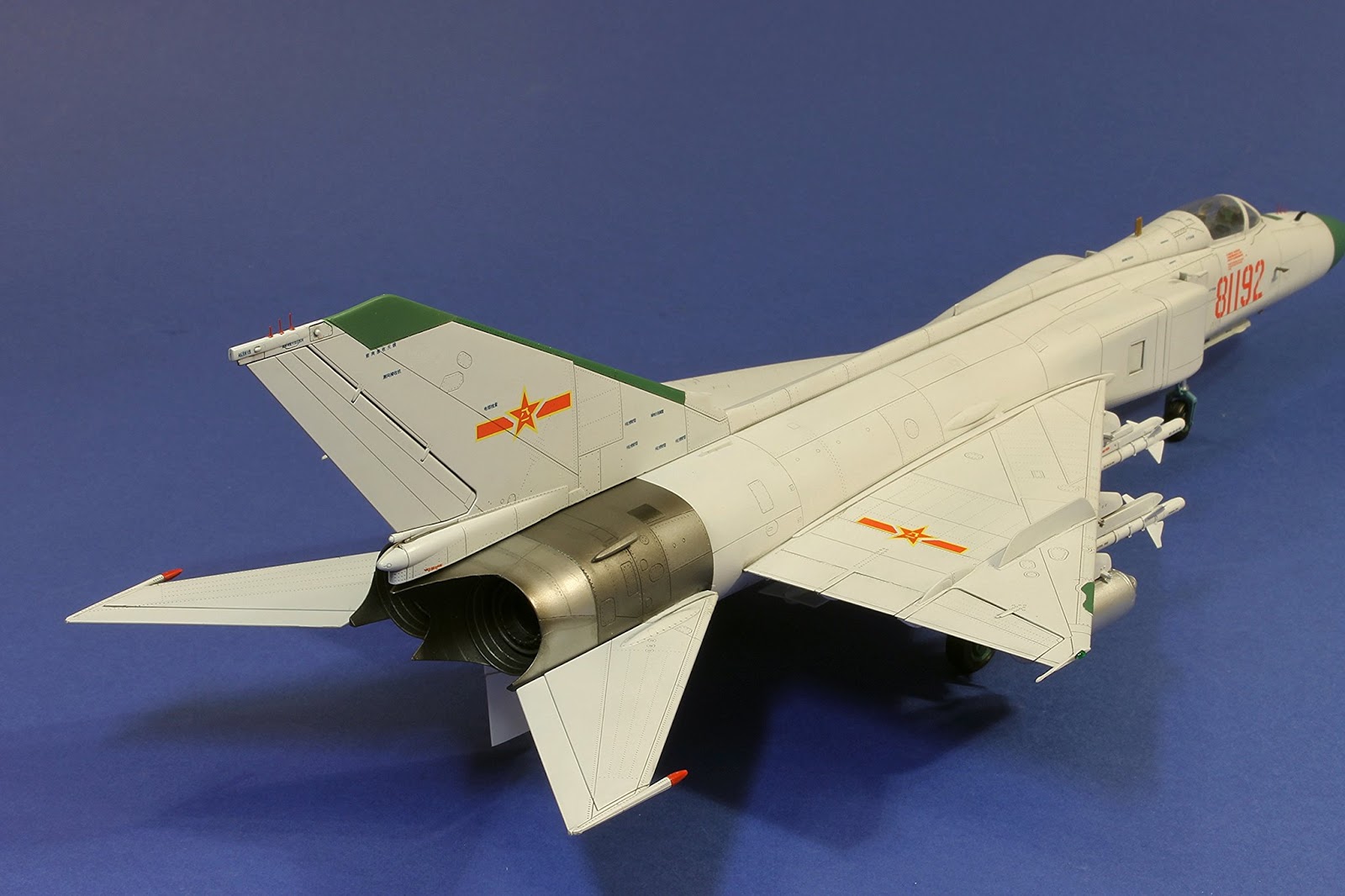 Tommy's Fantastic Models World: Trumpeter 1/48 J-8II 81192(Chinese Hero ...