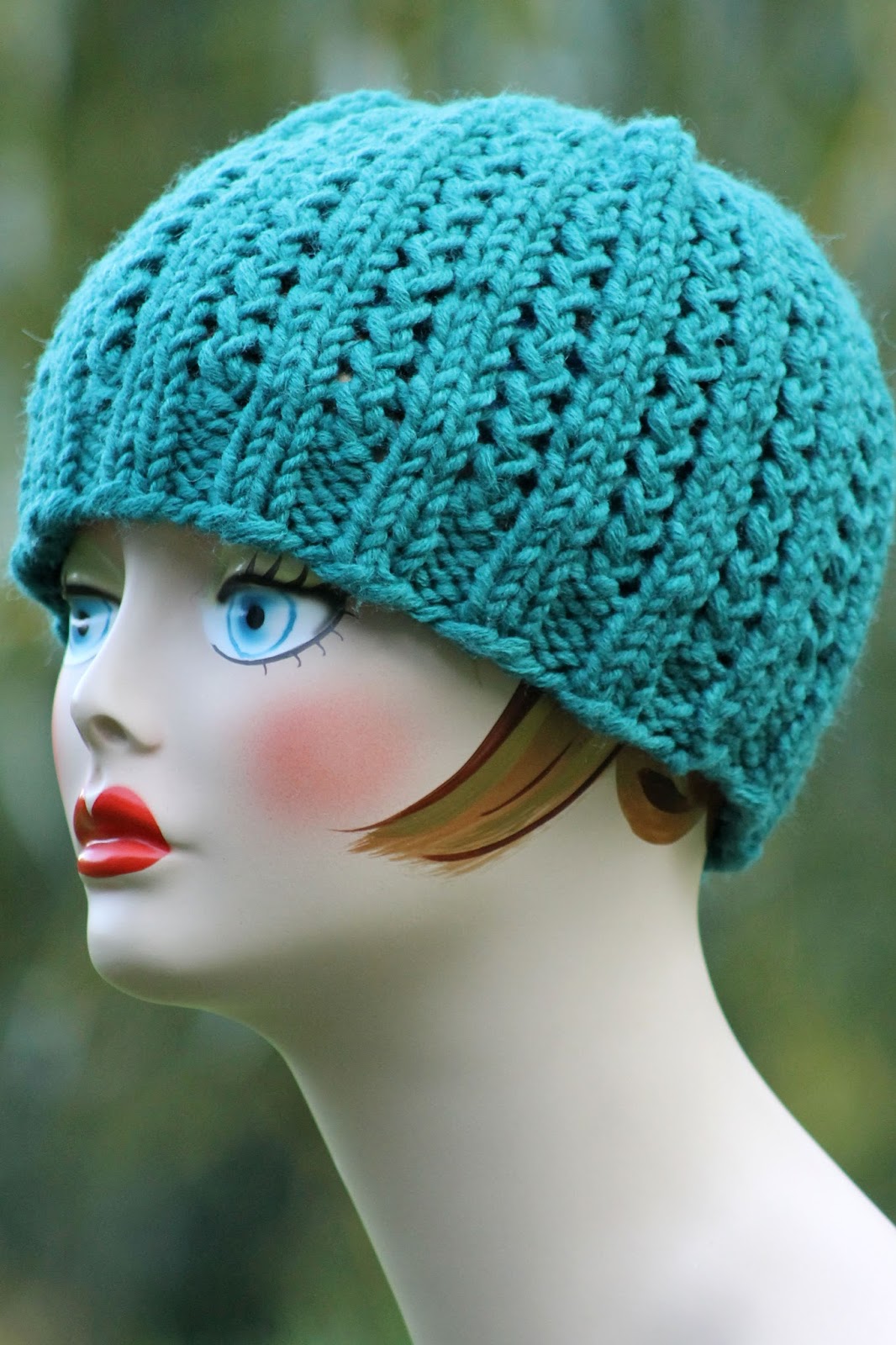 Balls to the Walls Knits: Rickrack Braid Hat