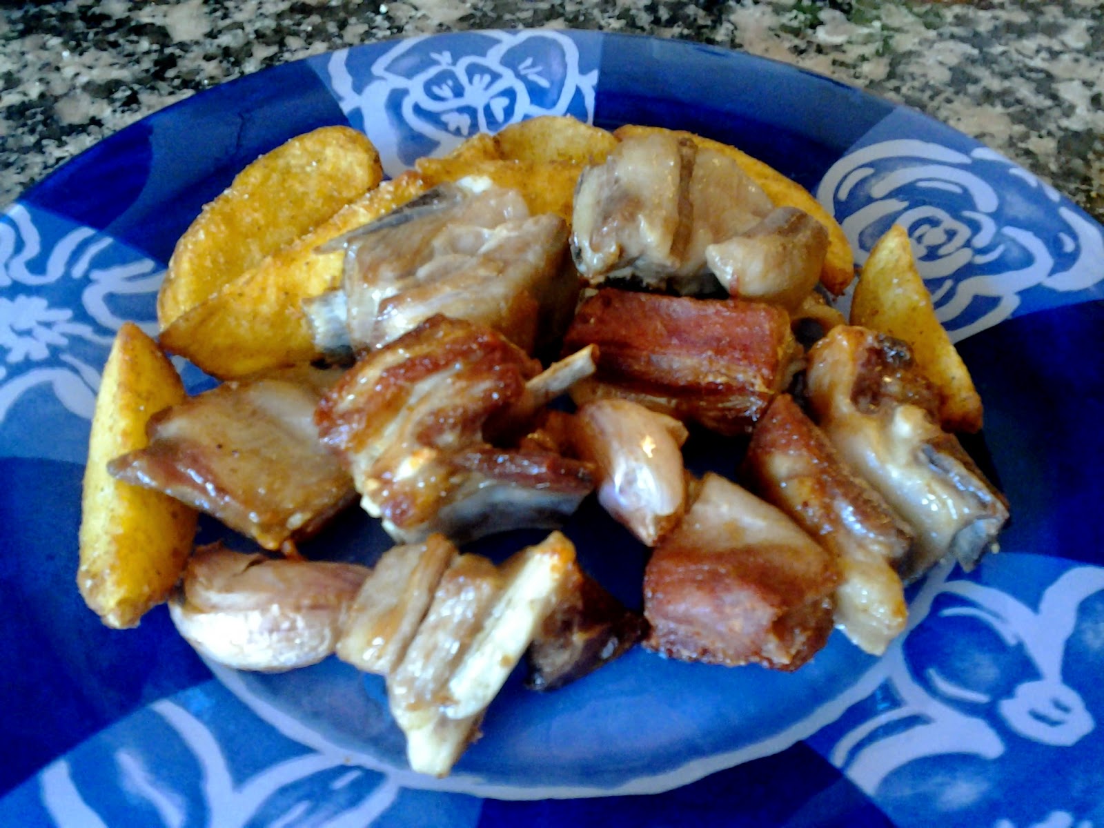 Pecho de Cordero al ajillo.