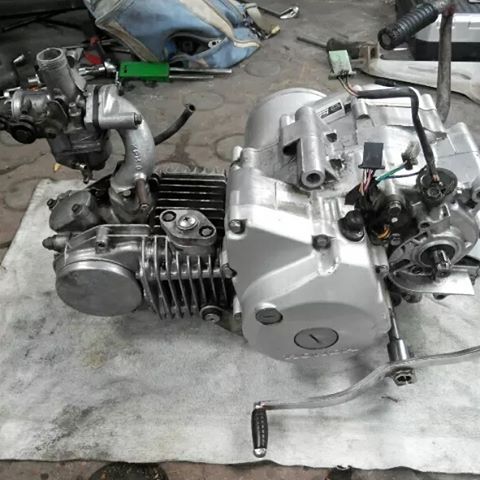 JUAL MESIN MOTOR COPOTAN BERBAGAI MEREK: mesin honda supra