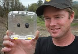 Batu Hitam Berharga | Jenis Batuan Alam