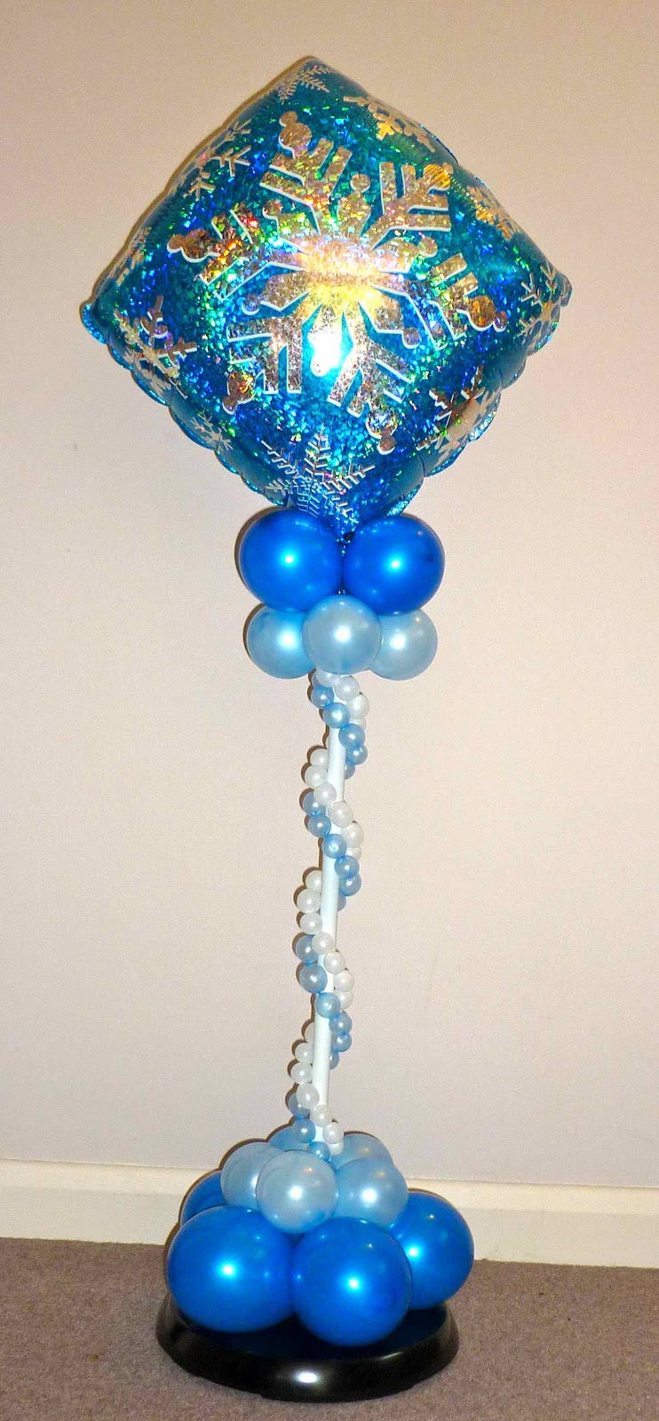 Air Filled Balloon Centerpiece Designs