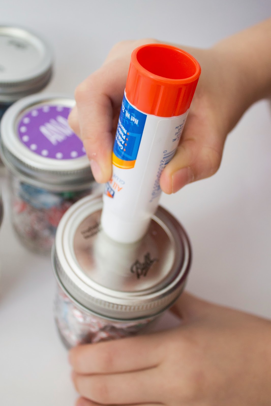 How-To: DIY Kisses in a Jar - The Bella Insider