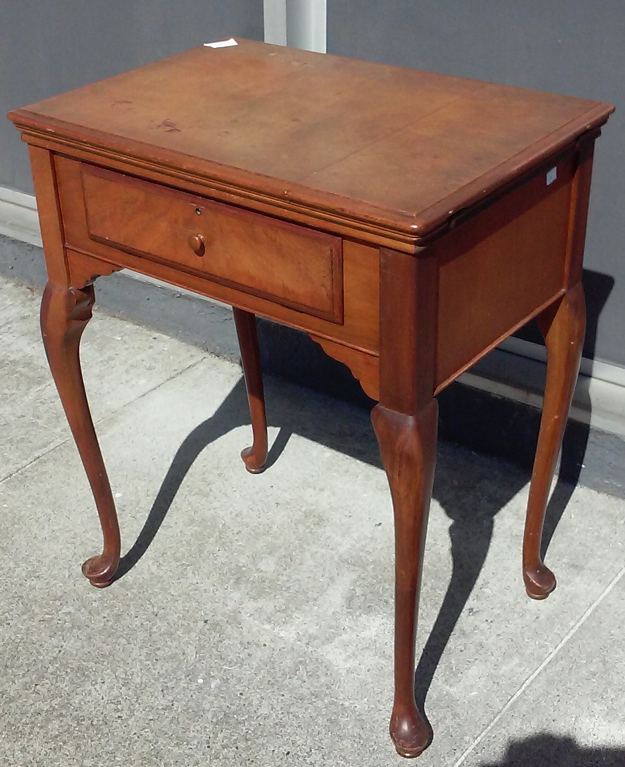 UHURU FURNITURE & COLLECTIBLES: SOLD #15732 Singer Model 500A Sewing ...