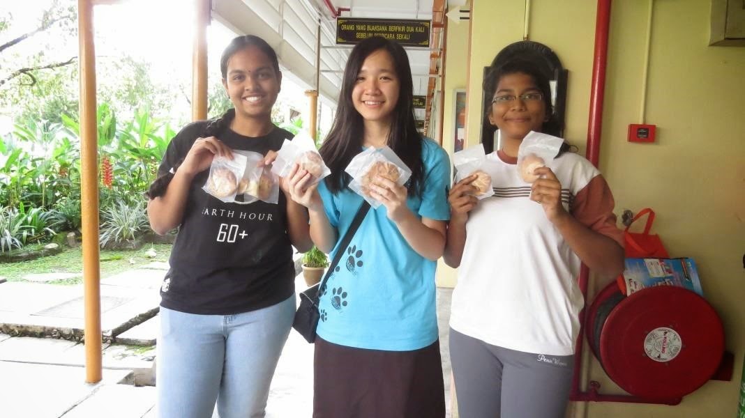 Leo Club of Assunta Secondary School: Orientation Day Gifts and Cookie ...