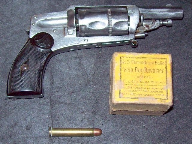 Revólver "Velo-Dog" | Armas de Fuego