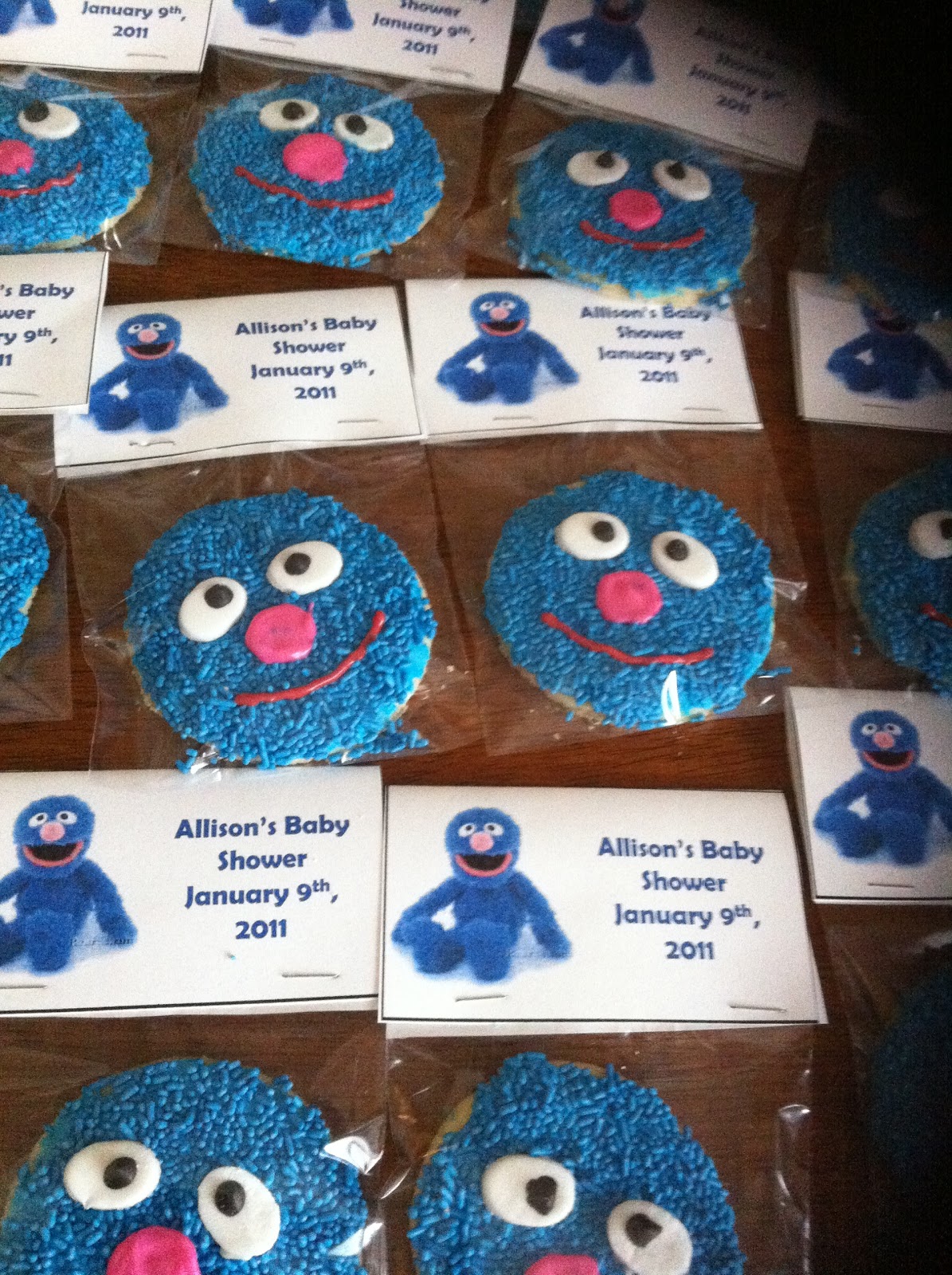 The Cookie Crumbles: Grover Cookies (Cookie Favors)