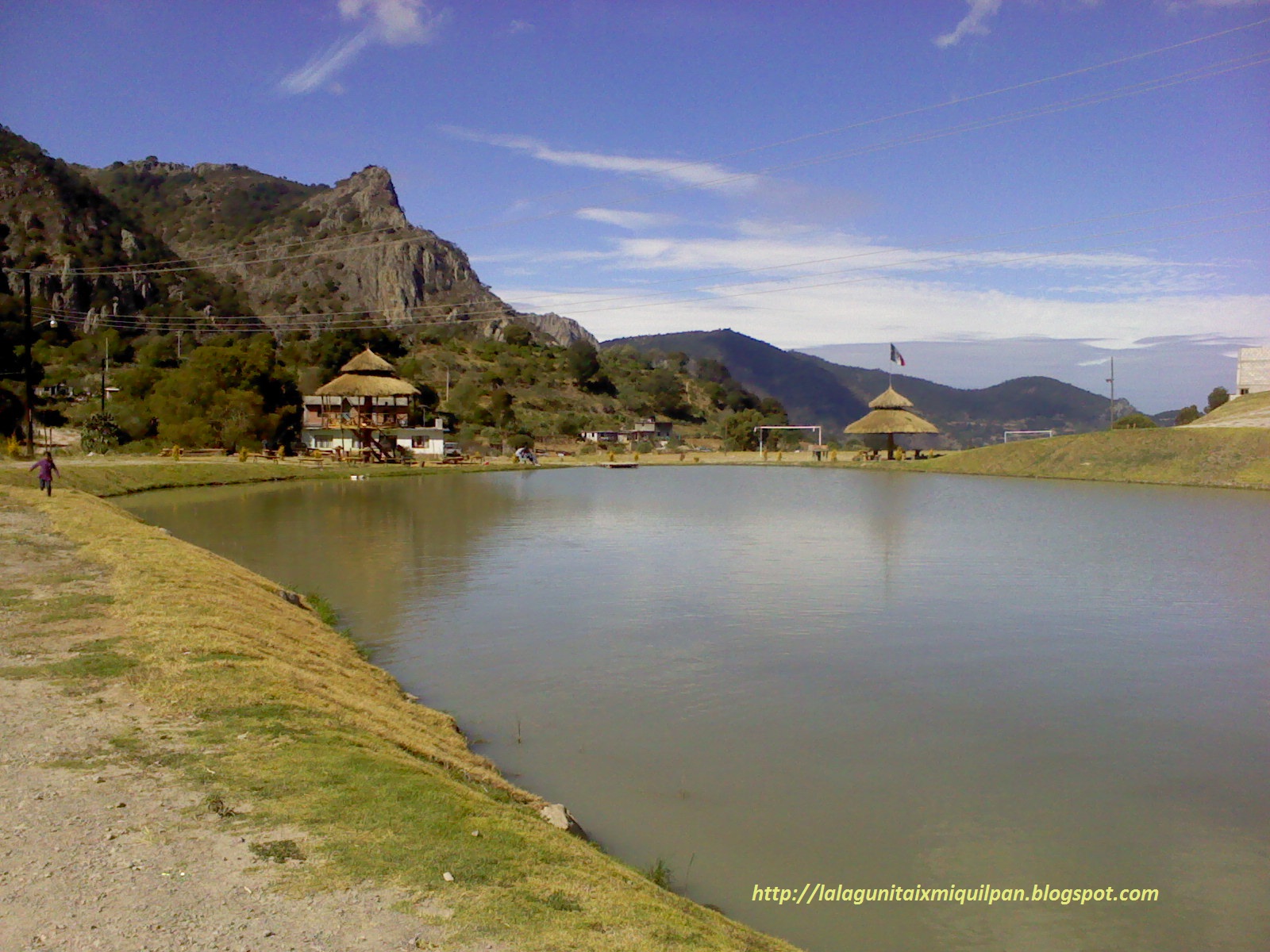 La Lagunita: ATRACTIVA LAGUNA