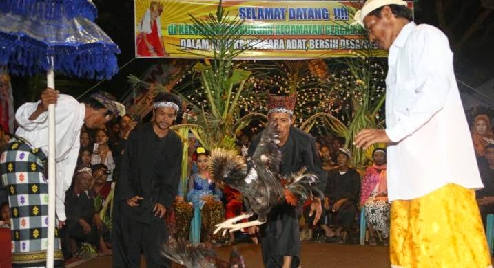 MENGENAL RITUAL TARI SEBLANG YANG MISTIS