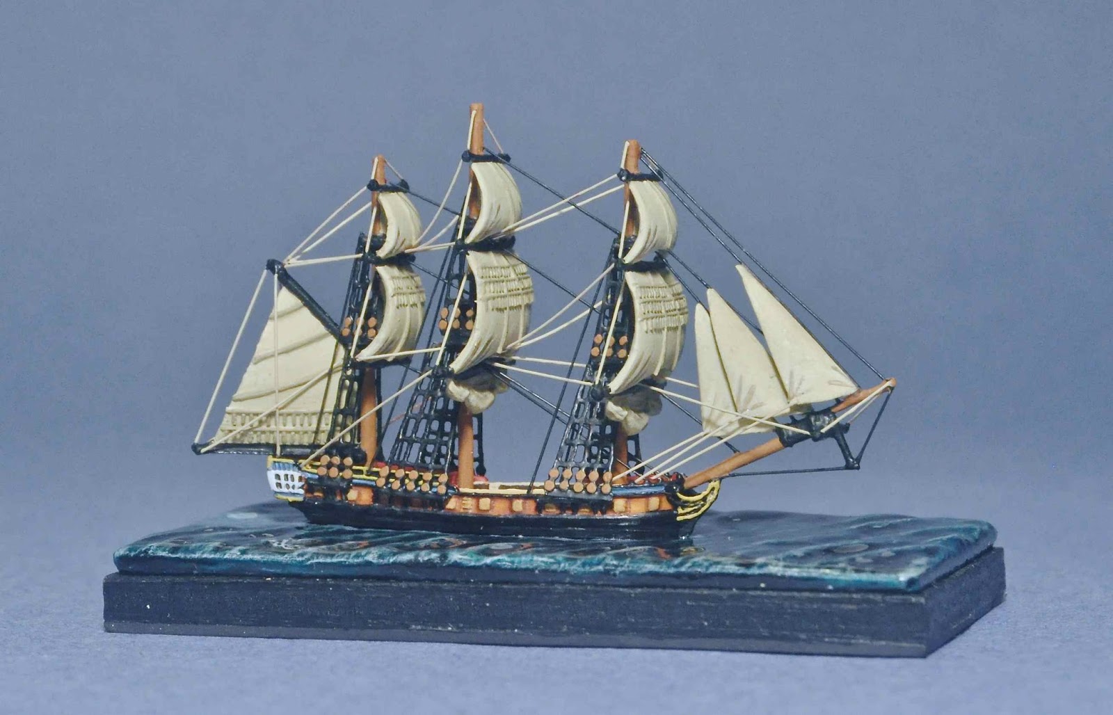 J White's Gallery: 20 Gun Sloop - GHQ 1:1200