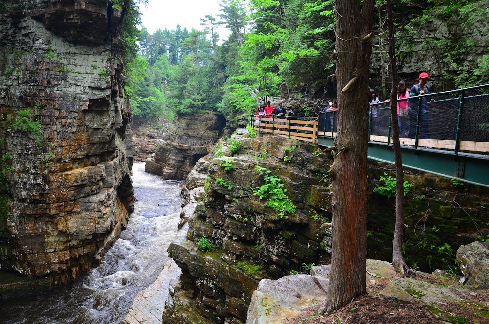 The Nomadic Pinoy: Ausable Chasm